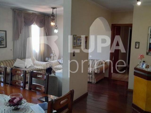 Apartamento com 3 dormitórios sendo 2 suítes à venda em Santana