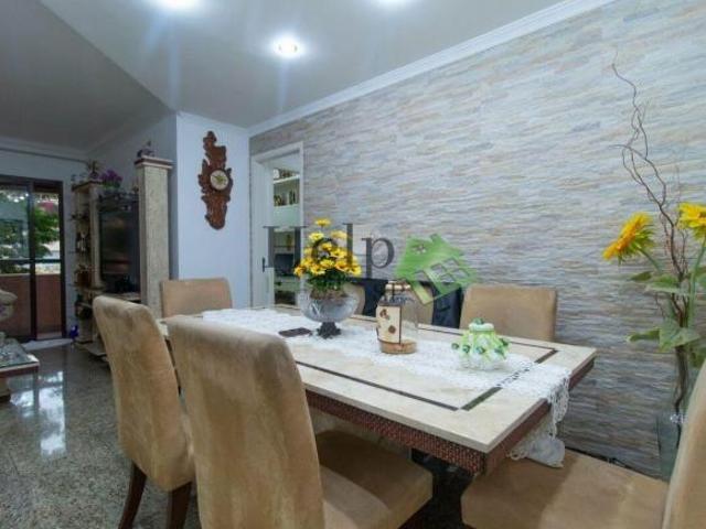 Apartamento com 3 dormitórios sendo 2 suítes e 2 vagas á venda na região da Mooca