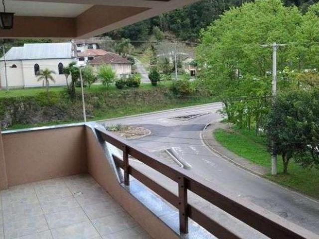 Apartamento com 3 dormitórios sendo um suíte, são 150 m² de área privativa