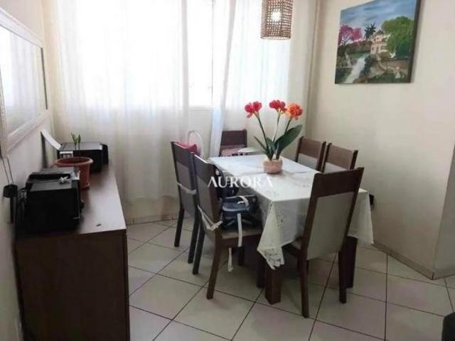 Apartamento com 3 dormitórios sendo uma suíte à venda, 74 m² Centro Londrina/PR