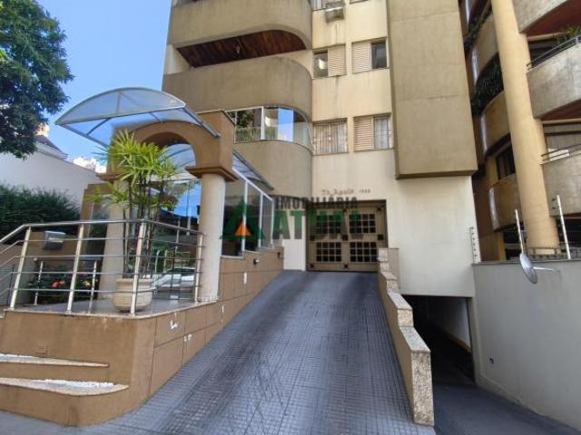APARTAMENTO COM 3 DORMITÓRIOS SENDO UMA SUÍTE NA REGIÃO CENTRAL