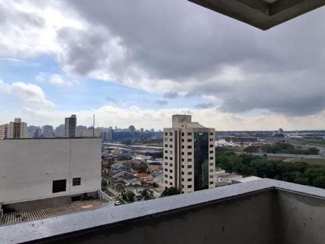 Apartamento com 3 Dormitórios suite, varanda com churrasqueira 2 vagas no Aquarius