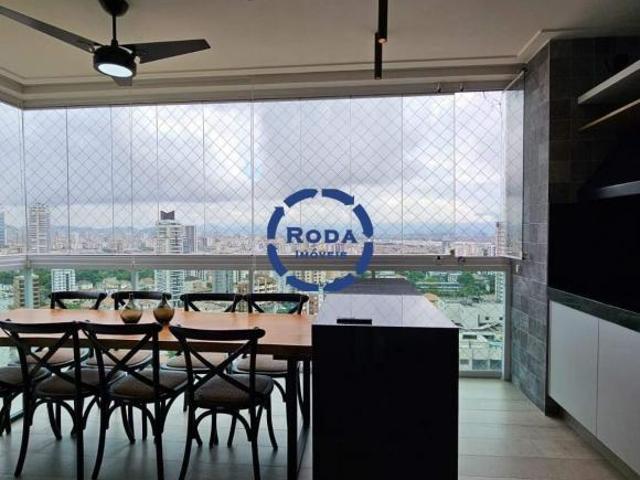 Apartamento com 3 dormitórios, suíte e lazer na Ponta da Praia