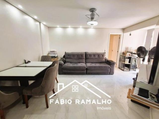 Apartamento com 3 dormitórios, suíte, e vaga de garagem, para venda no Jardim Marajoara