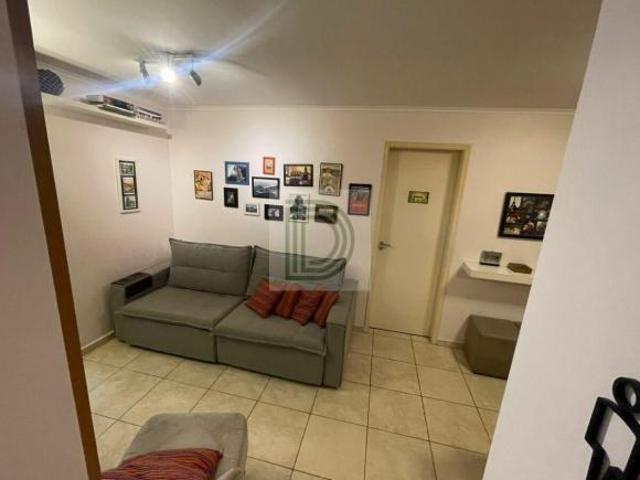 Apartamento com 3 dormitórios, suíte e varanda envidraçada silencioso e arejado