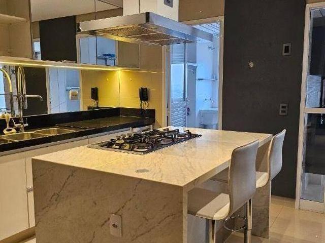 Apartamento com 3 dormitórios suites à venda no Alta Vista, 268 m² por R$ 3.990.000 Vila Virgí