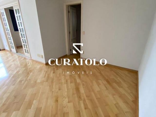 Apartamento com 3 dorms, 1 suíte, varanda, 2 vagas e lazer completo Ed. Lugano, Vila Mariana