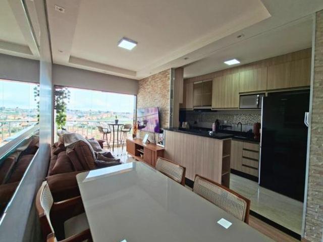 Apartamento com 3 Dorms, Varanda Gourmet e 4 Vagas Cobertas no Res Phoenix