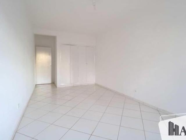 Apartamento com 3 dorms, Centro, São José do Rio Preto R$ 350 mil, Cod: 6739