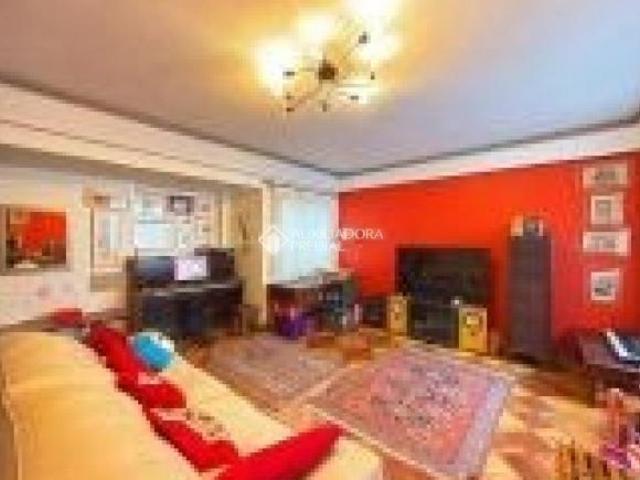 Apartamento com 3 quaros, 1 vaga de garagem à venda no Bom Fim