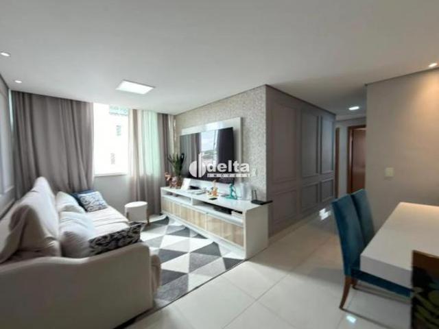 Apartamento com 3 quarto sendo 1 suíte disponível para venda no bairro Tubalina em Uberlândia MG