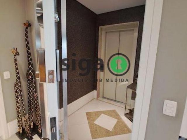 APARTAMENTO COM 3 QUARTOS MOBILIADO A VENDA 4 MINUTOS A PE DA ESCOLA INTEGRATION SCHOOL