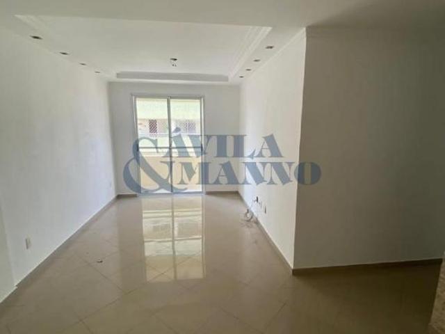 Apartamento com 3 quartos na Vila Diva