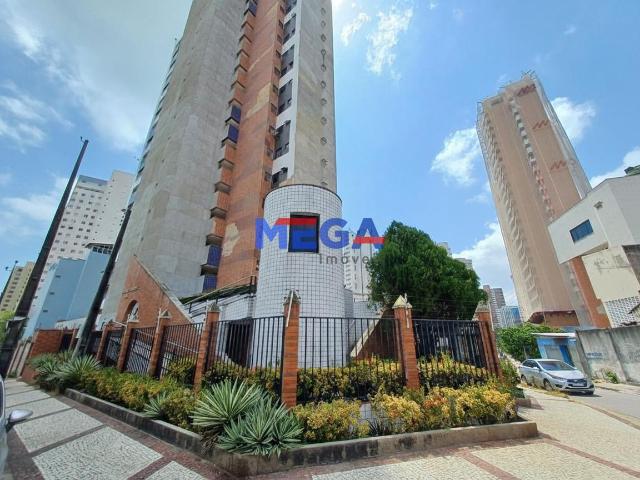 Apartamento com 3 quartos no bairro Meireles em Fortaleza, CE