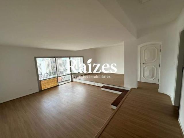 Apartamento com 3 quartos no Centro