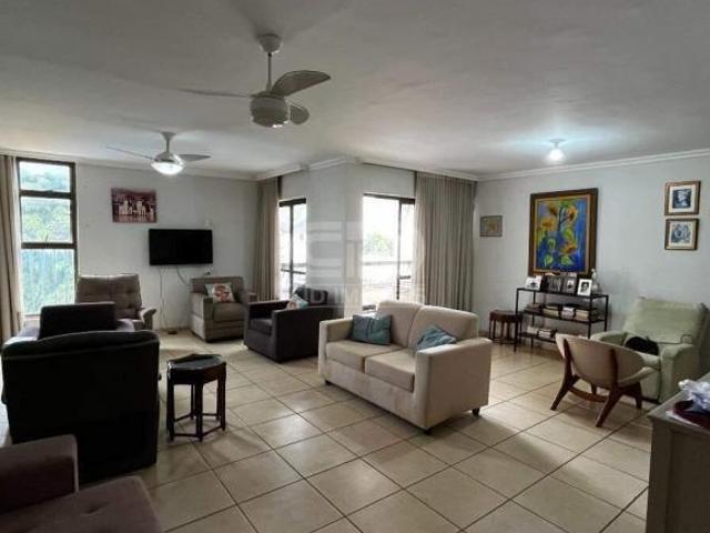 Apartamento com 3 quartos no Ed. Villa Del Fiori
