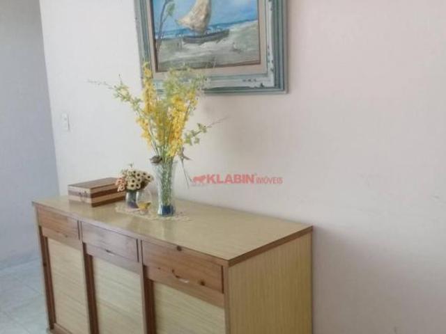 Apartamento com 3 Quartos à Venda, 104 m² por R$ 450.000