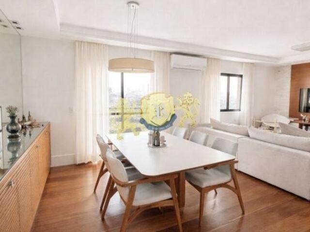 Apartamento com 3 quartos à venda, 117m² Moema