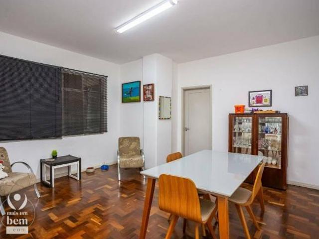 Apartamento com 3 quartos à venda, 125 m² por R$ 650.000 Centro Curitiba/PR
