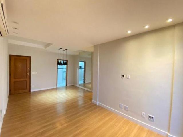 Apartamento com 3 quartos à venda, 120 m² Embaré Santos/SP