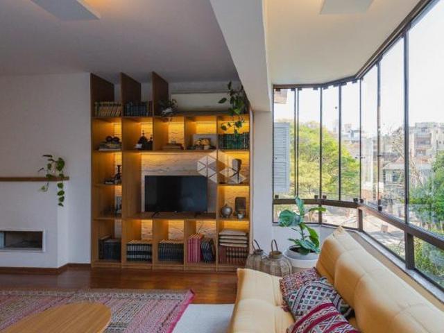 Apartamento com 3 Quartos à venda, 122m² 2 vagas de GARAGEM, elevador no bairro Petrópolis em Port