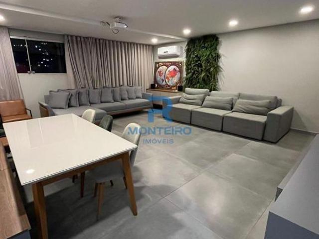 Apartamento com 3 quartos à Venda 180 m² Buritis