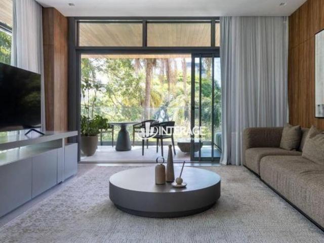 Apartamento com 3 Quartos à venda, 190 m² por R$ 3.625.482 Cabral Curitiba/PR