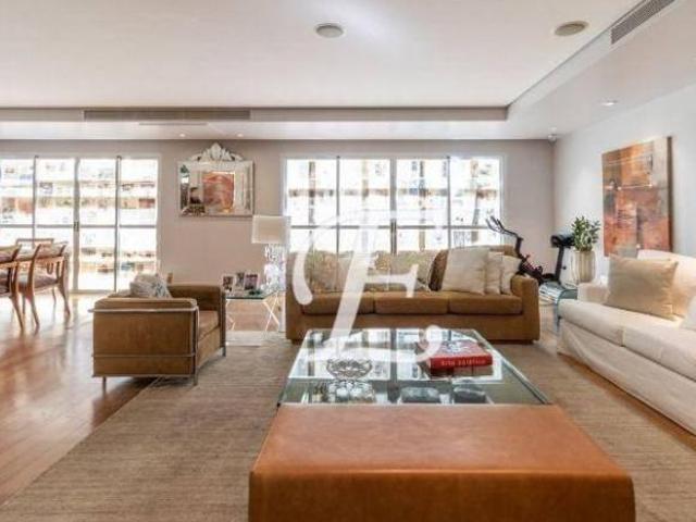 Apartamento com 3 dormitórios à venda, 212 m² por R$ 6.300.000,00 Vila Nova Conceição São Paulo/