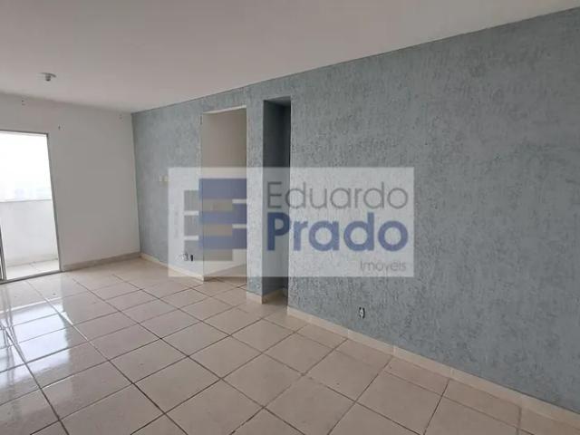 Apartamento com 3 Quartos à Venda