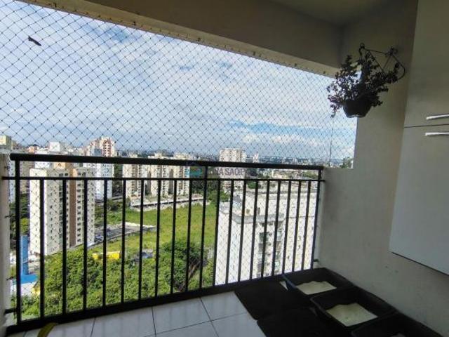 Apartamento com 3 quartos à venda, 63 m²