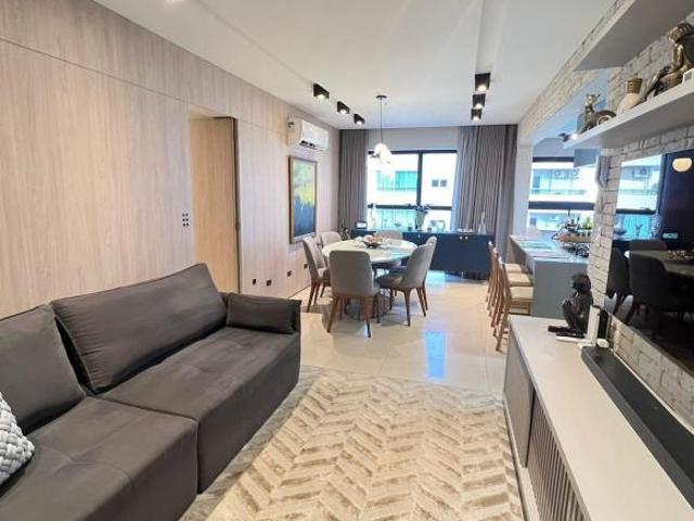 Apartamento com 3 quartos à venda, bairro Santa Mônica Uberlândia/MG