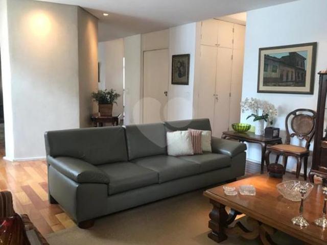 Apartamento com 3 quartos à venda em Consolação SP