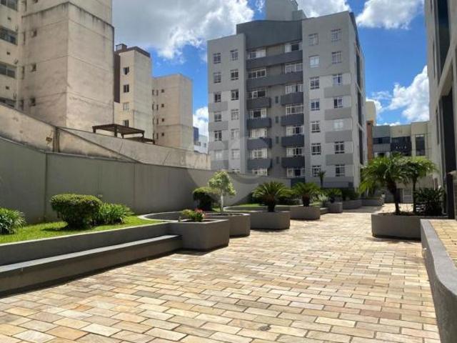 Apartamento com 3 quartos à venda em Cabral PR