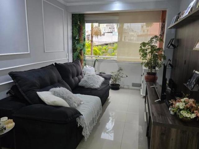 Apartamento com 3 quartos à venda em Cambuci SP
