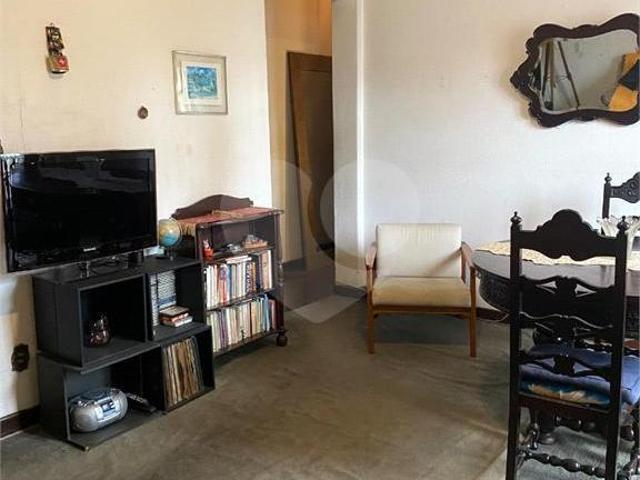 Apartamento com 3 quartos à venda em Cambuci SP