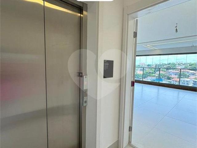 Apartamento com 3 quartos à venda em Cambuí SP