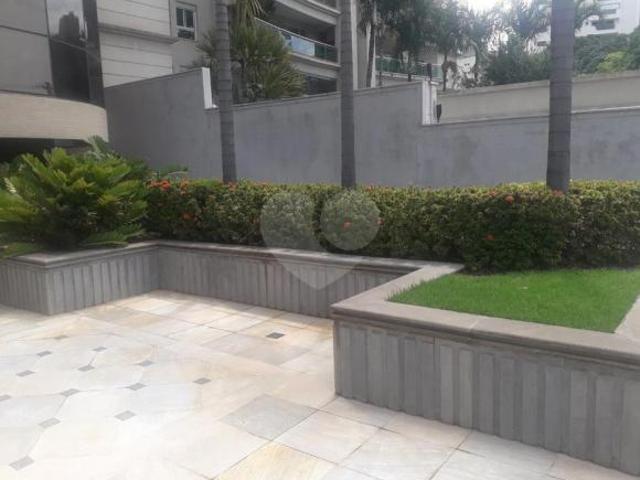 Apartamento com 3 quartos à venda em Cambuí SP