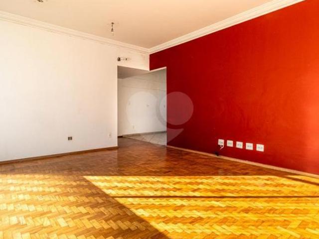 Apartamento com 3 quartos à venda em Cambuí SP