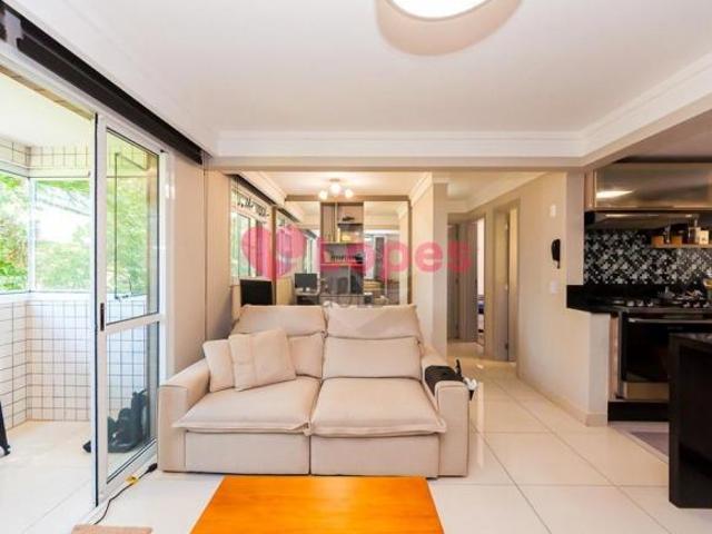 Apartamento com 3 quartos à venda em Campo comprido PR