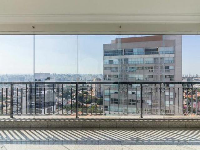 Apartamento com 3 quartos à venda em Campo belo SP