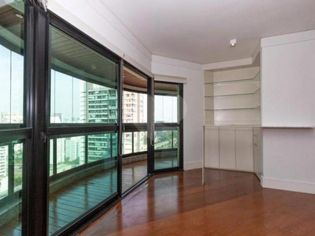 Apartamento com 3 quartos à venda em Campo belo SP