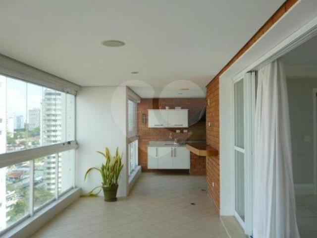 Apartamento com 3 quartos à venda em Campo belo SP