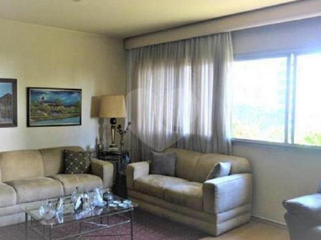 Apartamento com 3 quartos à venda em Campo belo SP