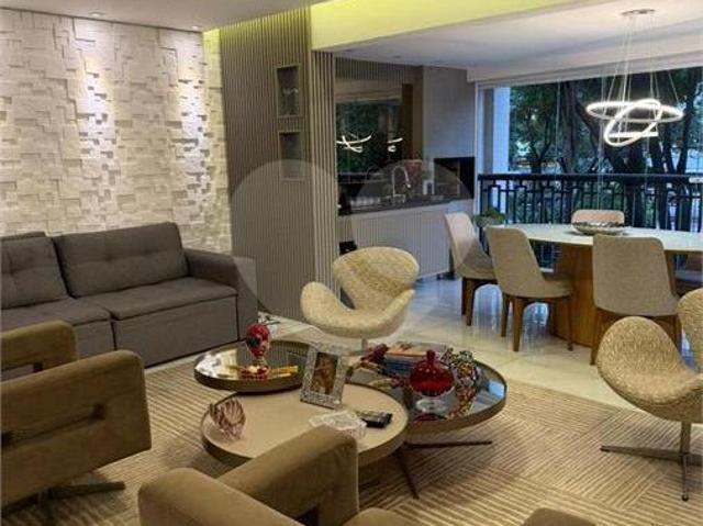 Apartamento com 3 quartos à venda em Campo belo SP