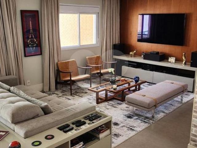 Apartamento com 3 quartos à venda em Campo belo SP
