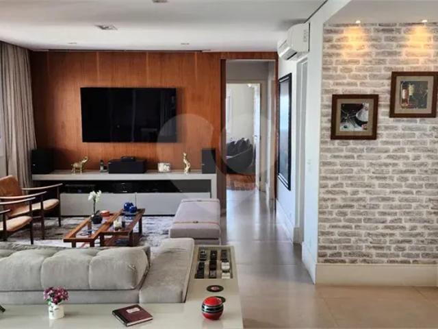 Apartamento com 3 quartos à venda em Campo Belo SP