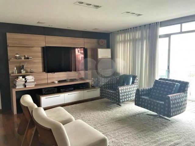 Apartamento com 3 quartos à venda em Campo belo SP