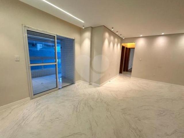 Apartamento com 3 quartos à venda em Canto do forte SP