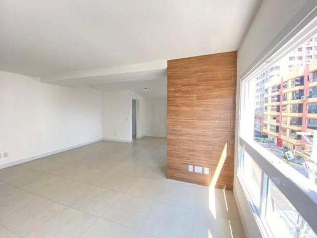 Apartamento com 3 quartos à venda em Capão Da Canoa, no bairro Zona Nova