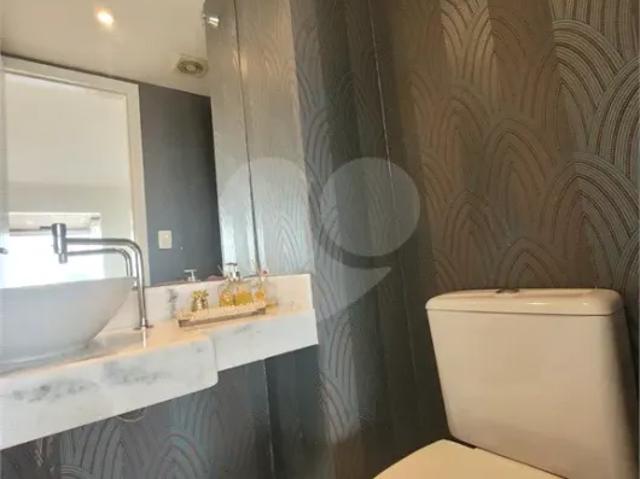Apartamento com 3 quartos à venda em Centro SP
